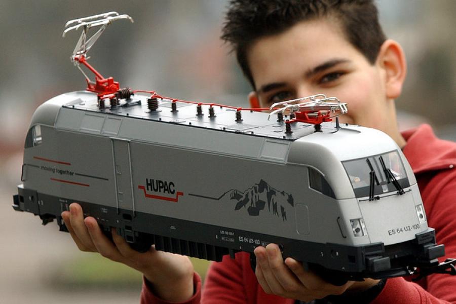 PIKO Spielwaren GmbH – Individuelle Eisenbahnmodelle