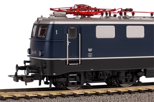 GER: E-Lok E 41 DB III Buy modeltrains | PIKO Webshop