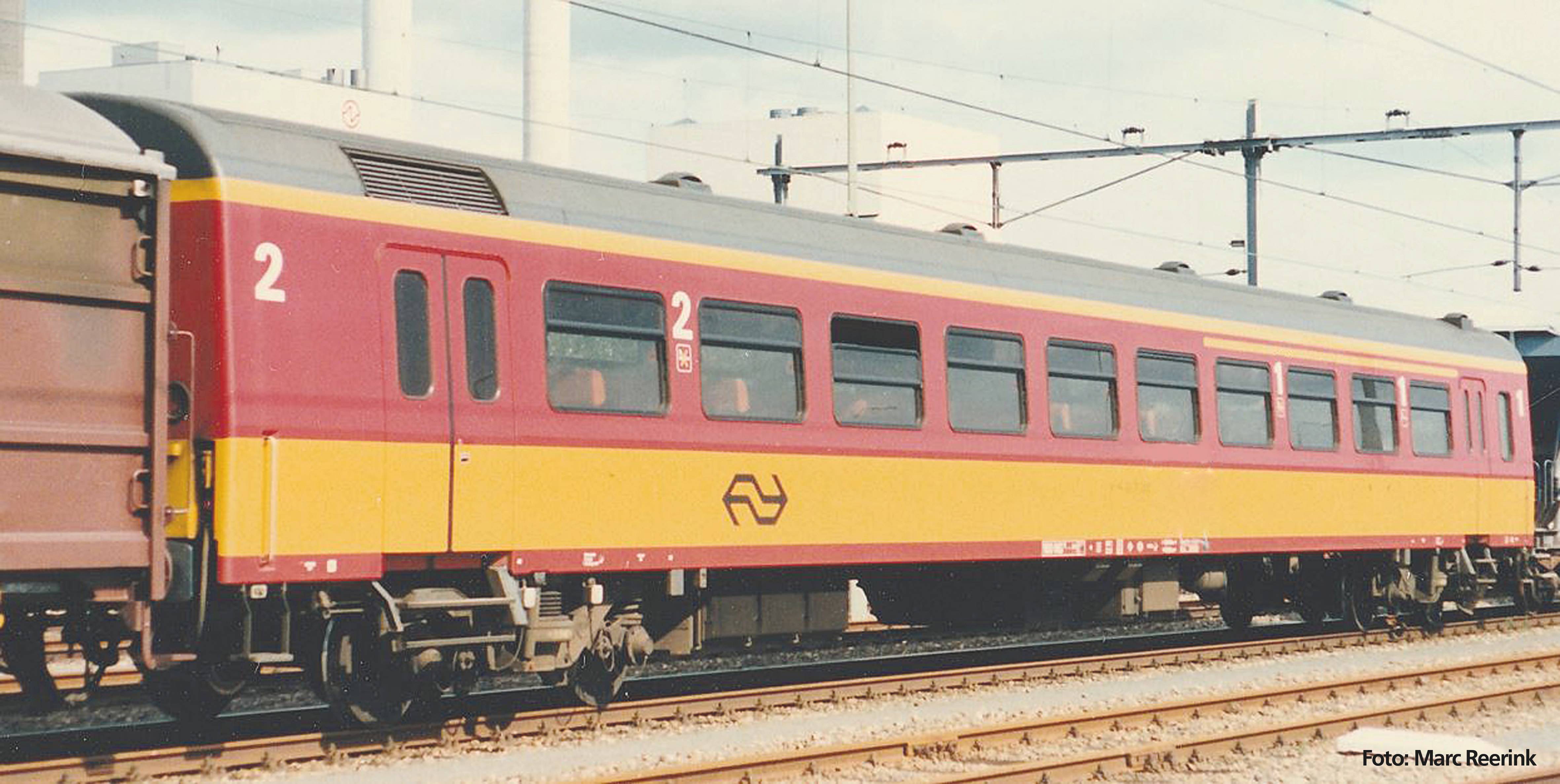 Personenwagen ICR 1. Klasse NS/SNCB IV Modelleisenbahn kaufen | PIKO ...